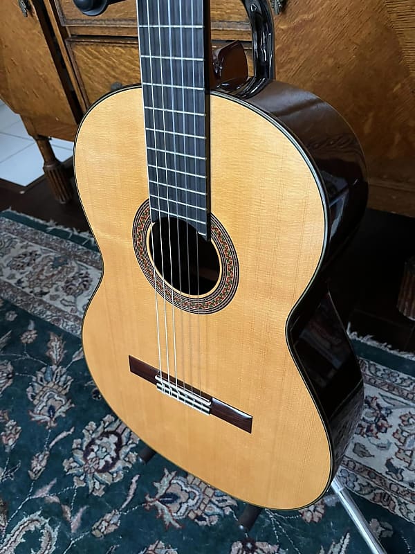 Robert Ruck Classical | Reverb