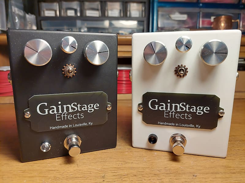 Gain Stage Effects The Buzzedrite (Mosrite Fuzzrite clone) | Reverb