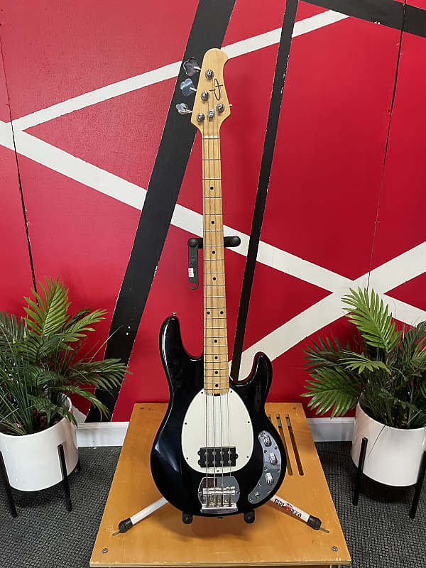 Music Man OLP by MusicMan Bass 1990’s Black | Reverb