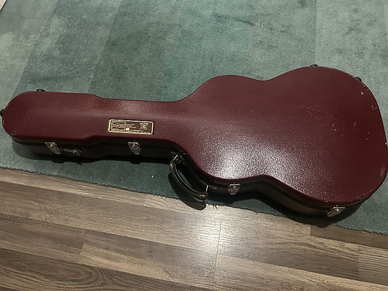 Calton Classical guitar case 2000’s | Reverb