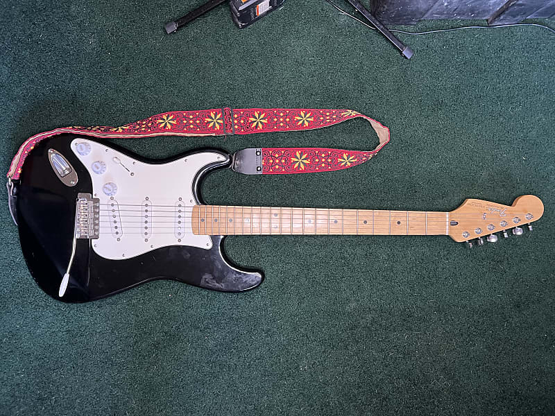 1999 Fender Stratocaster - reverse Jimi Hendrix “Black | Reverb