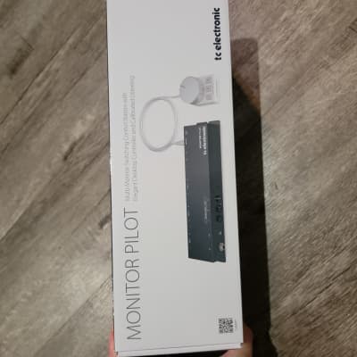 TC Electronic Monitor Pilot Multi-Monitor Switching Control | Reverb