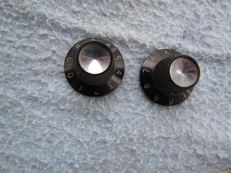 Fender Style Amp Knobs 2 Numbered Skirt Knobs With Set Screws | Reverb