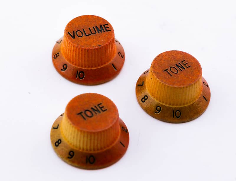 AGP ™ - Aged Relic Stratocaster ® Volume Tone Knobs 6mm Split | Reverb
