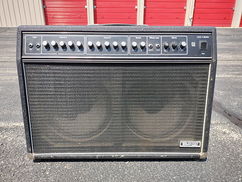 Ampeg VH-140C 140-Watt 2x12 Stereo Combo Guitar Amp | Reverb