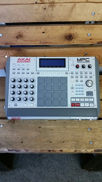Akai MPC Renaissance 2012-2016 White/Gray | Reverb