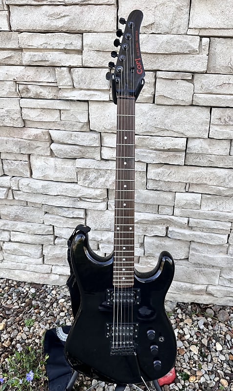 Cort Ferrari 80s Strat Style w/Vintage Dimarzio Strap | Reverb