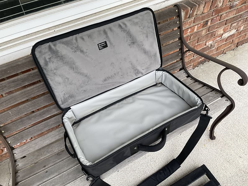 Mono M80 Pedalboard Tour Case w Pedaltrain PT2 | Reverb