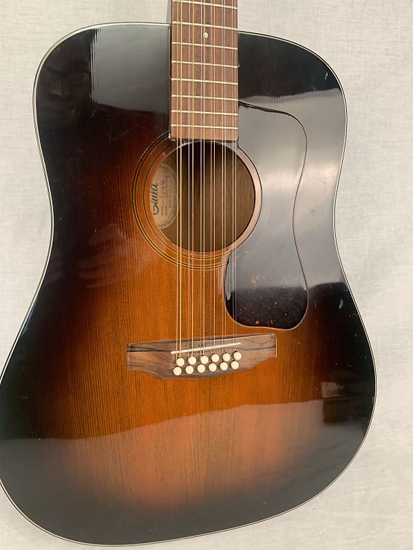 Guild D-212 12 string Sunburst | Reverb
