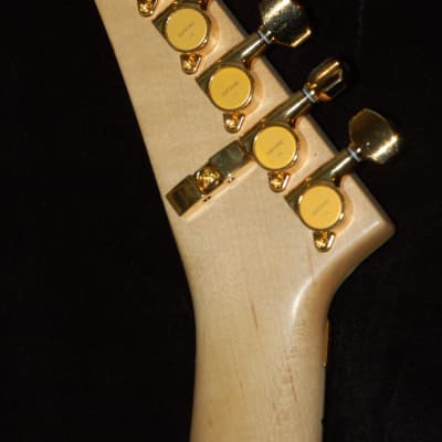 Jackson Round Horn V | Reverb