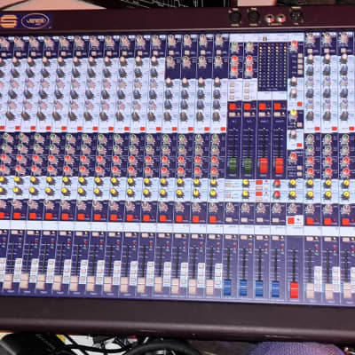 Midas Venice 320 32-Channel Professional Live Sound | Reverb