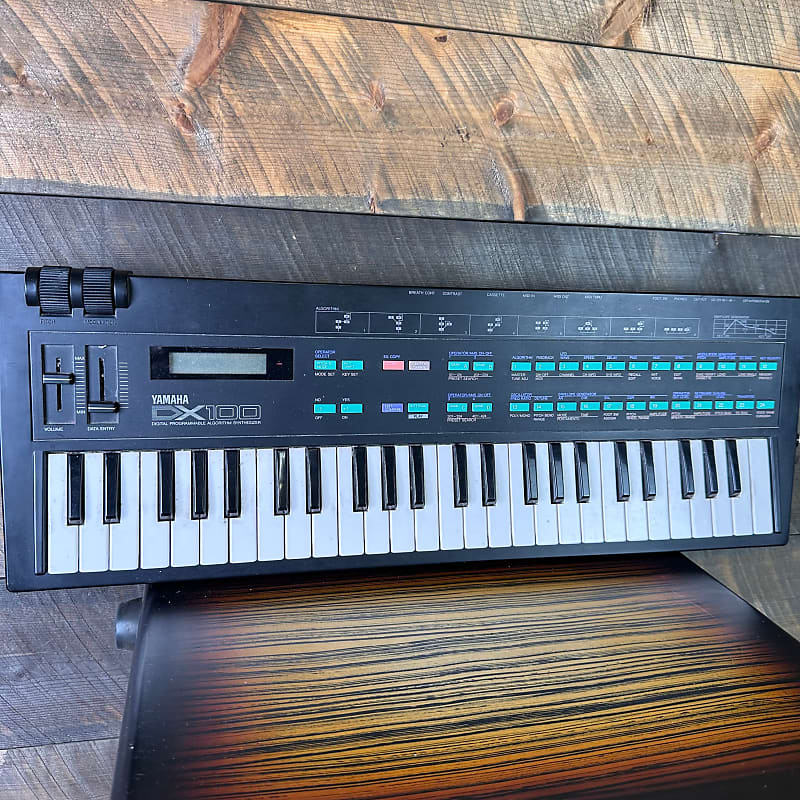 Yamaha DX100 Programmable Algorithm Synthesizer | Reverb