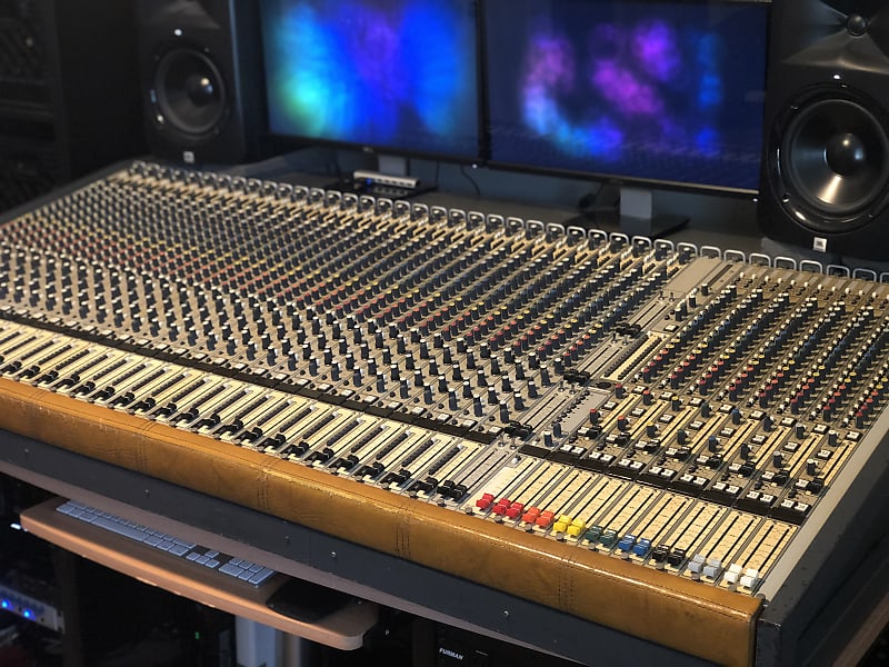 Harrison SM5 1984 Analog 32 Channel Audio Mixing Console with | Reverb