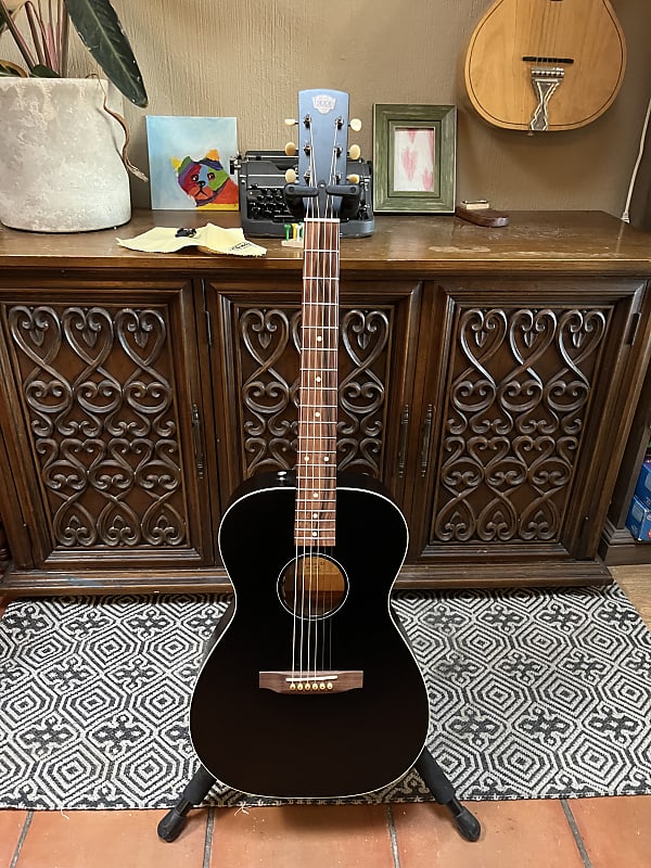 Beard Deco Phonic w/ LR Baggs Lyric Black Finish Custom | Reverb