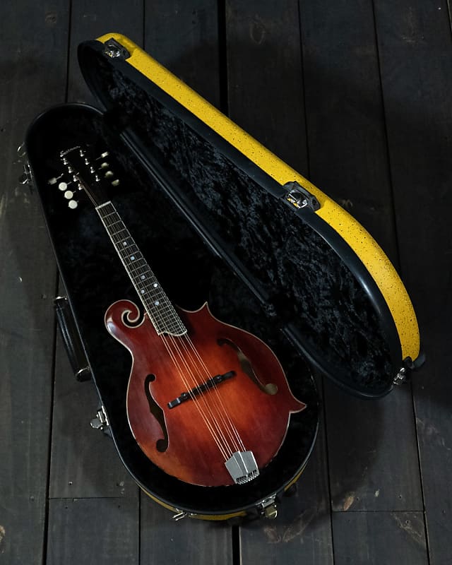 Calton Mandolin Case, Fits F or A Style, Yellow Granite, | Reverb