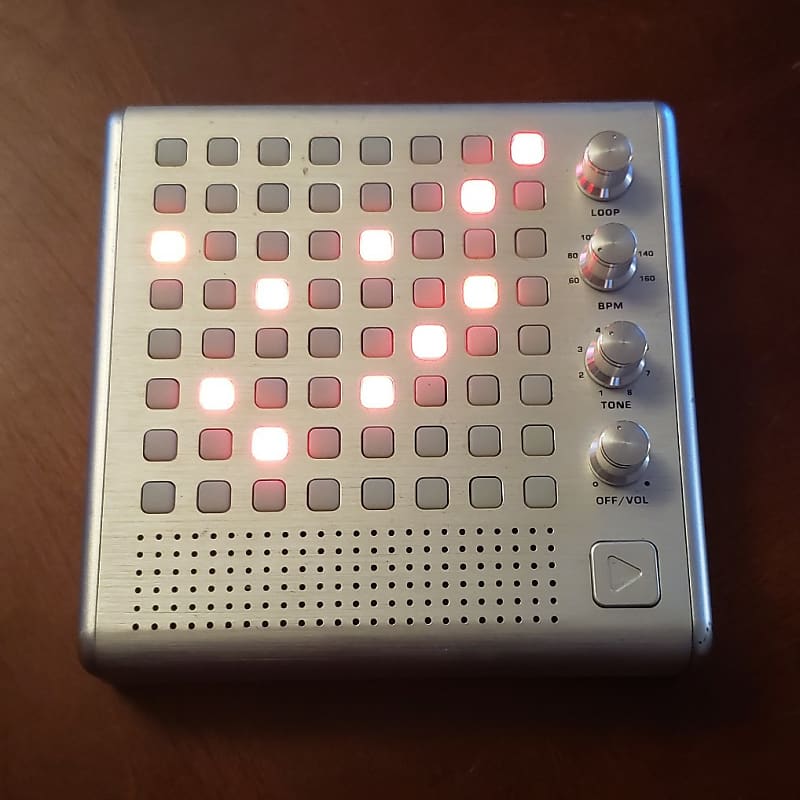 ThinkGeek Bliptronic 5000 | Reverb