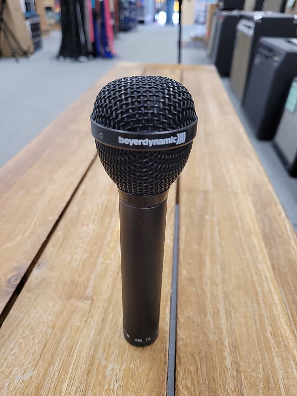 Beyerdynamic M88 TG Hypercardioid Dynamic Mic - Black | Reverb