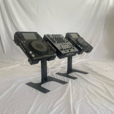 All-In-One DJ Workstation | Reverb