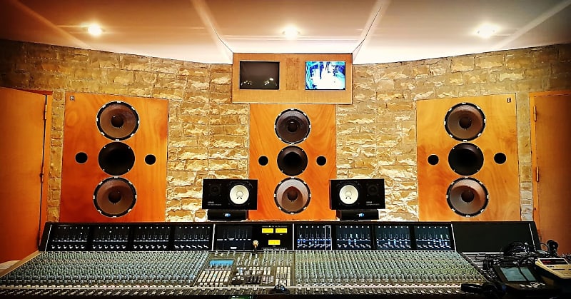 Solid State Logic Duality 48 Channel mixing console | Reverb