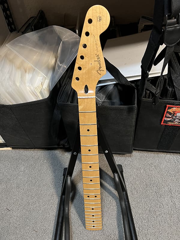 Fender Stratocaster 2012 - Clear | Reverb