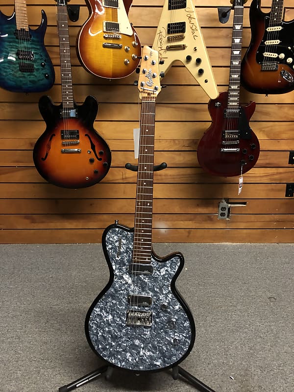 Godin Radiator Gloss black | Reverb