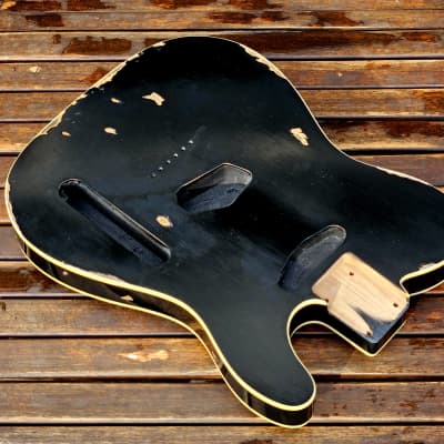 Medium Relic Telecaster Nitro Black Alder | Reverb France