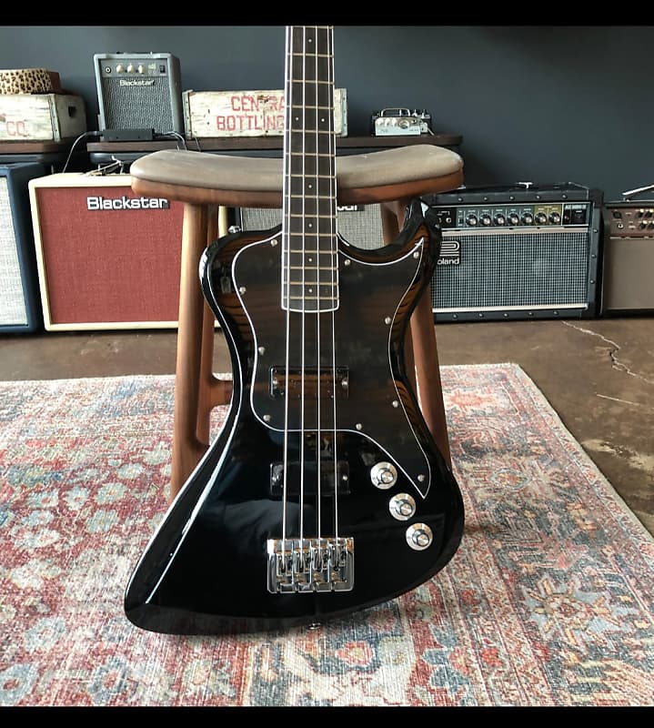 Dunable Guitars R2 DE Bass, Gloss Black with Chrome Hardware | Reverb