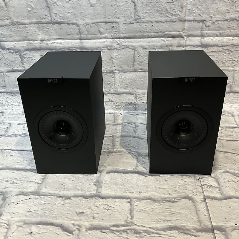 KEF Q150 Passive Bookshelf Speakers Pair | Reverb