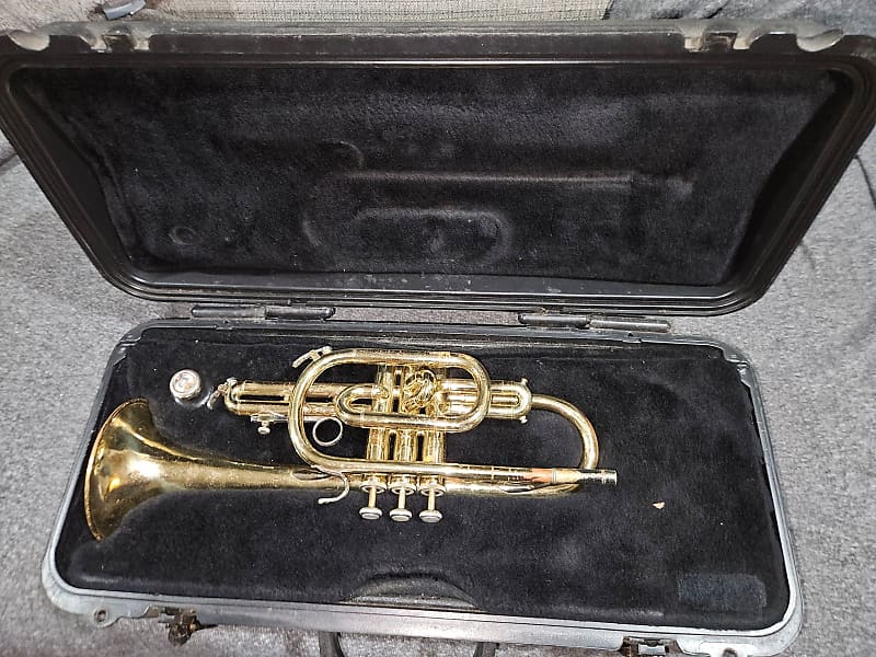 Bach CR300 Cornet, with Bach case and mouthpiece, USA, Very | Reverb