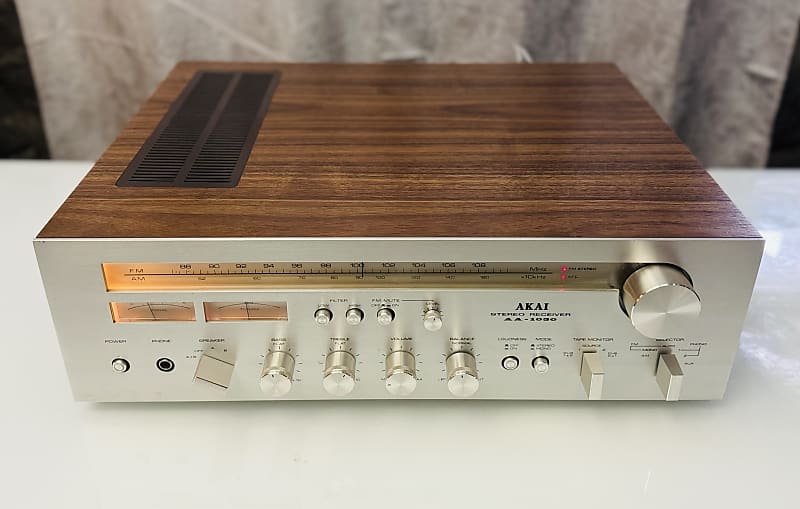 Vintage Akai AA-1030 AM/FM Stereo Receiver - Serviced + | Reverb