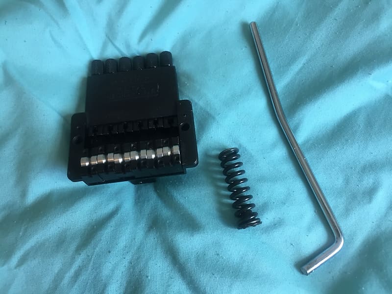 Steinberger R-Trem Headless Tremolo w/Upgraded Steel Pivot | Reverb