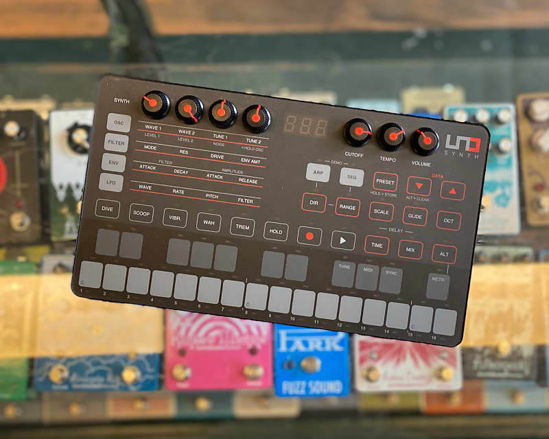 IK Multimedia UNO Synth | Reverb