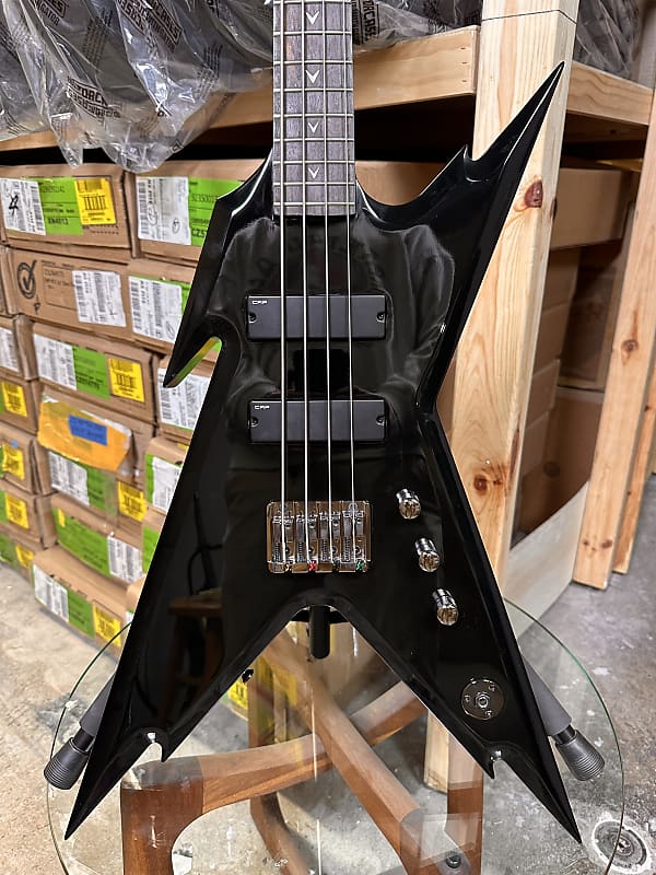 Dean Dime Razorback Bass - Classic Black #41620 | Reverb