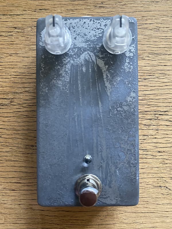 S&K Pedals Converge “Reptilian” Boosted Fuzz Acid-Etched | Reverb