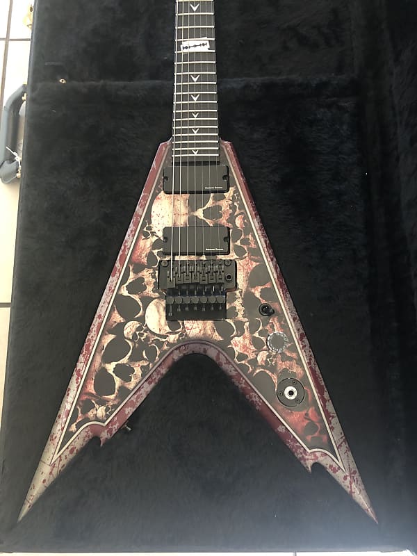 Dean Razorback V 7 String USA 2015 Skulls 25.5” Custom Shop | Reverb