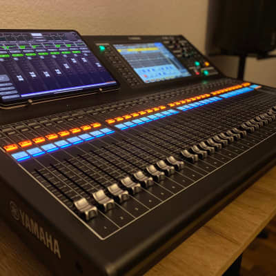 Mezcladora Digital Yamaha QL5 64 Ch Incluye Snake Digital Rio | Reverb
