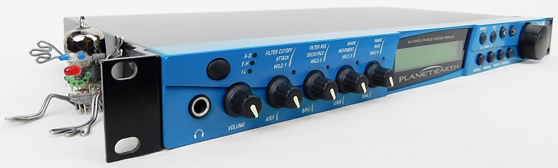 EMU E-MU Planet Earth Synthesizer Rack + Neuwertig + 1,5Jahre | Reverb