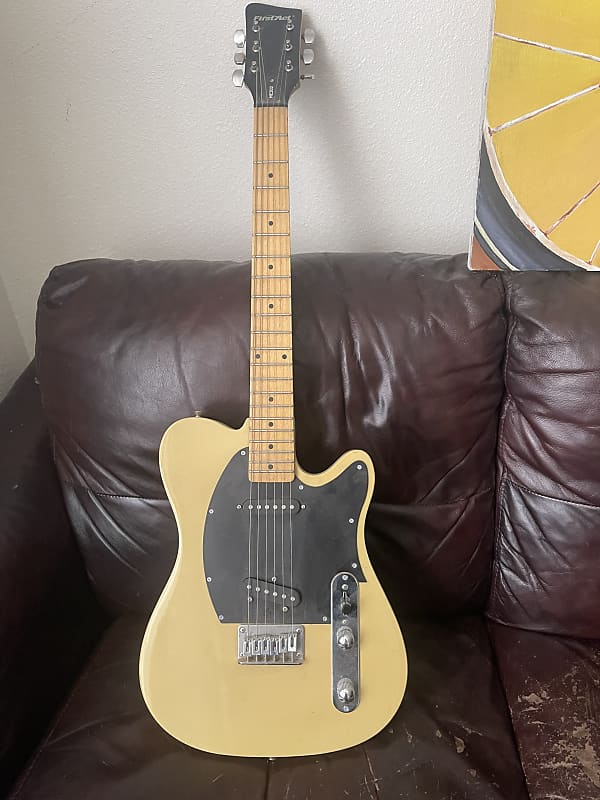 First Act ME302 - Yellow | Reverb