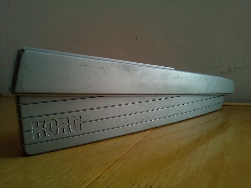 Korg Trinity / Z1 2 x complete Side panel - Second pair - | Reverb