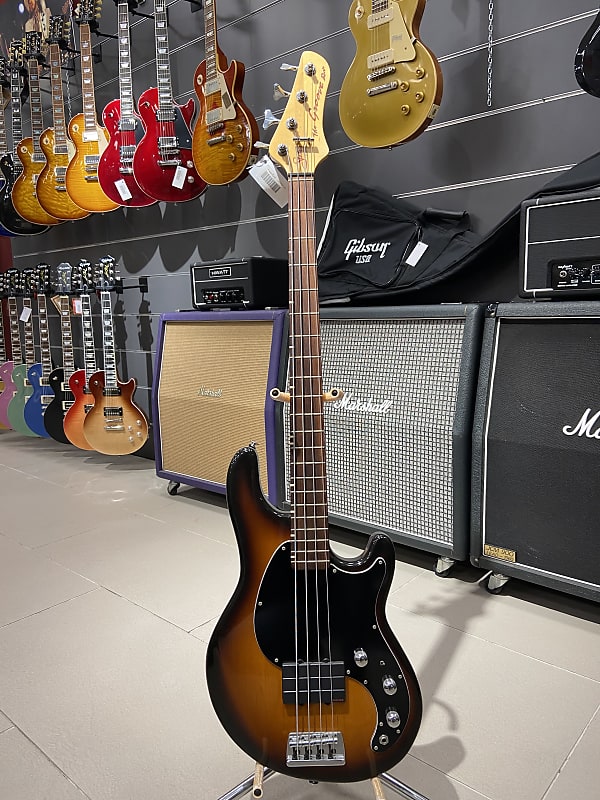 Status The groove bass sunburst | Reverb