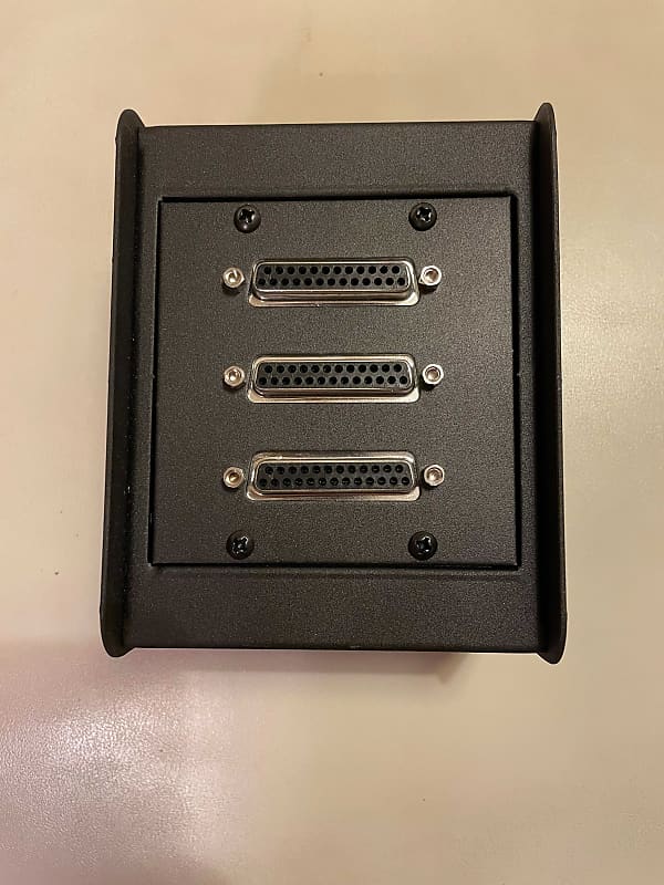 Redco DB25 Mult Box 1x2 | Reverb