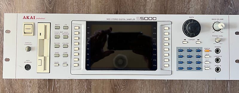 Akai S5000 V2 MIDI Stereo Digital Sampler 2000 White | Reverb