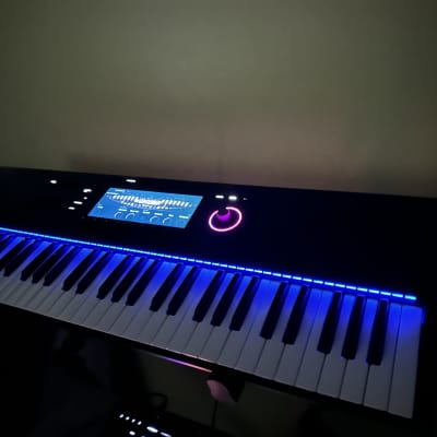 Native Instruments 61-key Kontrol Keyboard | Reverb