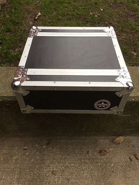 Roadrunner 4RRUED 4 space rack case 2010s Black | Reverb