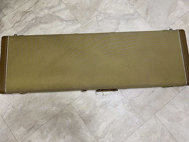 Fender Tweed Bass Guitar Hard Shell Case | Reverb