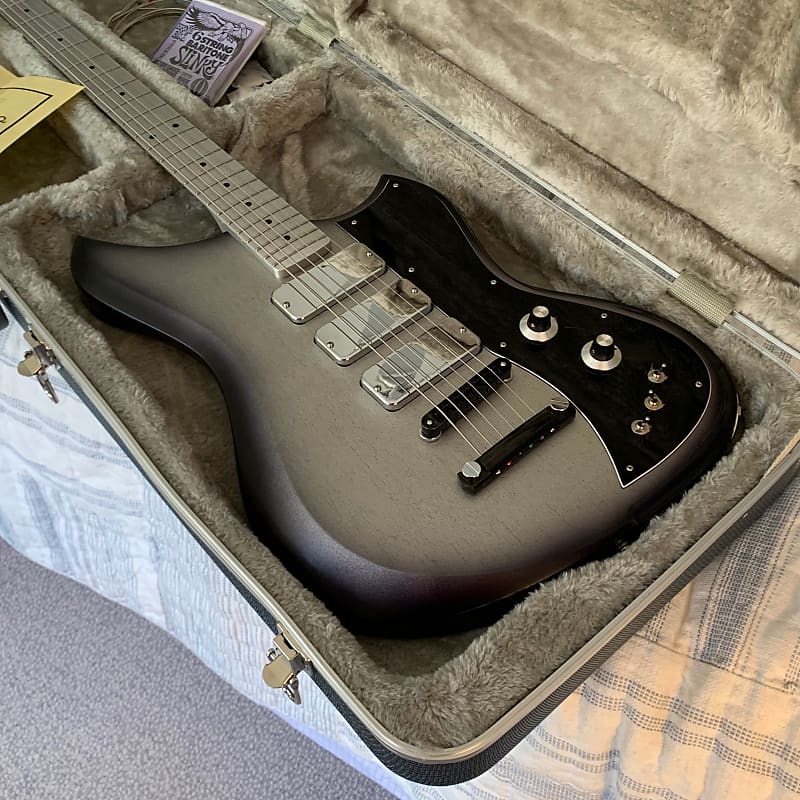 Dunable Yeti VI/ 30” scale Baritone w/ Baguley Aluminum neck | Reverb