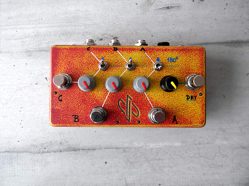 dpFX Pedals - KRAMA-3, Triple Loop Parallel Blender with Dry | Reverb