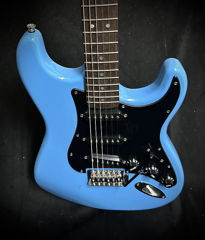 Fender Squier Stratocaster - Blue | Reverb