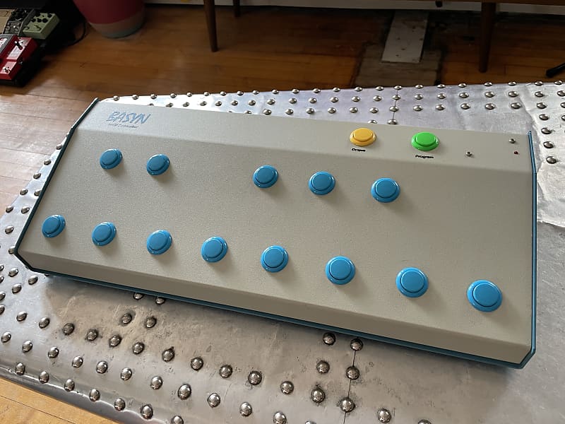 Basyn Foot Pedal MIDI Controller | Reverb