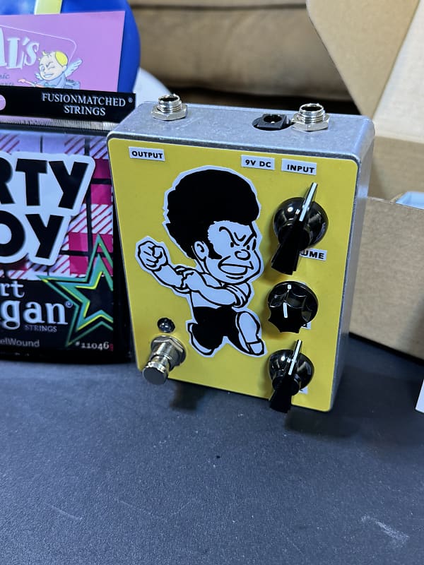 Dirty Boy Pedals AFRO FUZZ ( Prototype NAMM 2024) test by | Reverb